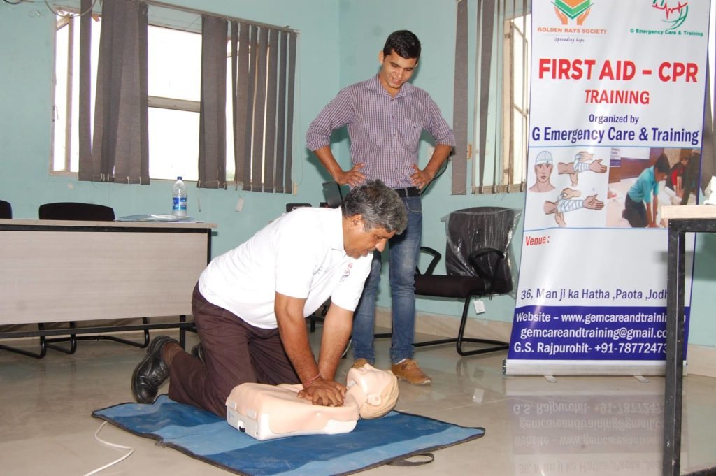 AHA certified First Aid, CPR, AED, BLS, ACLS, ITLS Courses online ...